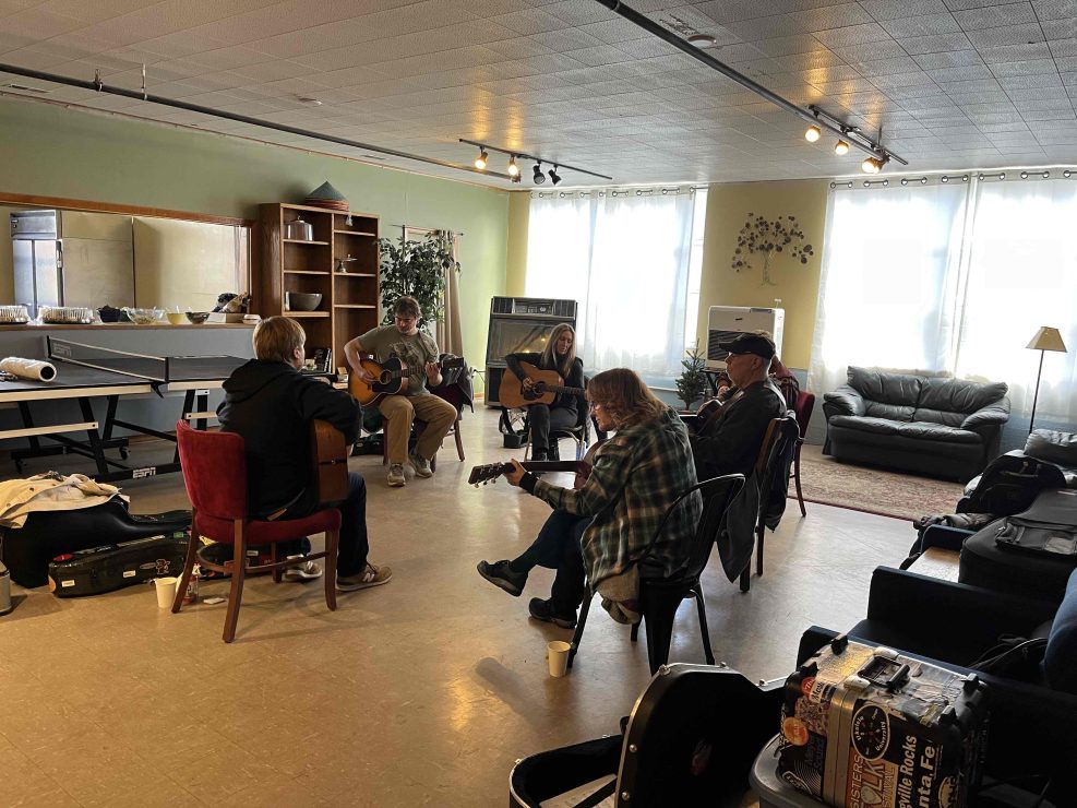 NW Flatpick Guitar Community - Preston Thompson Guitars